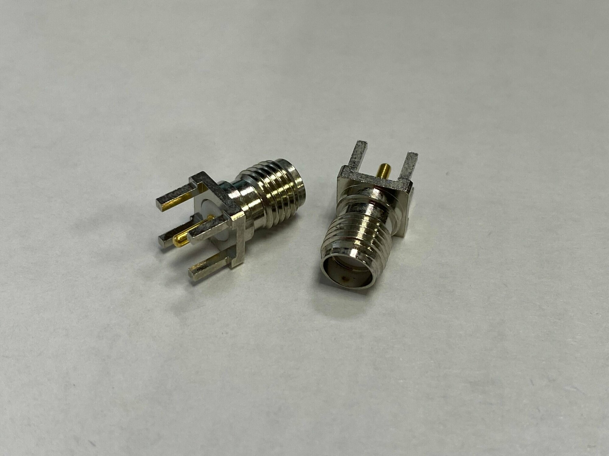 Разъем высокочастотный S-P215 (3 шт), розетка (гнездо) SMA на плату