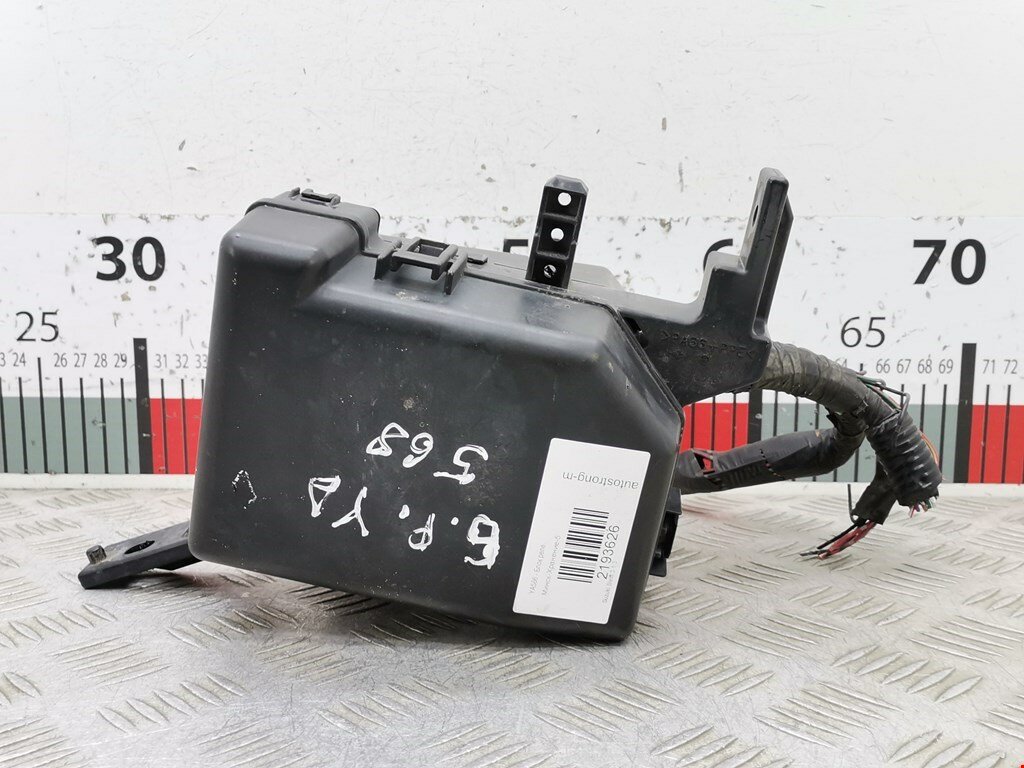 Блок реле Suzuki Swift 3 арт. 2193626