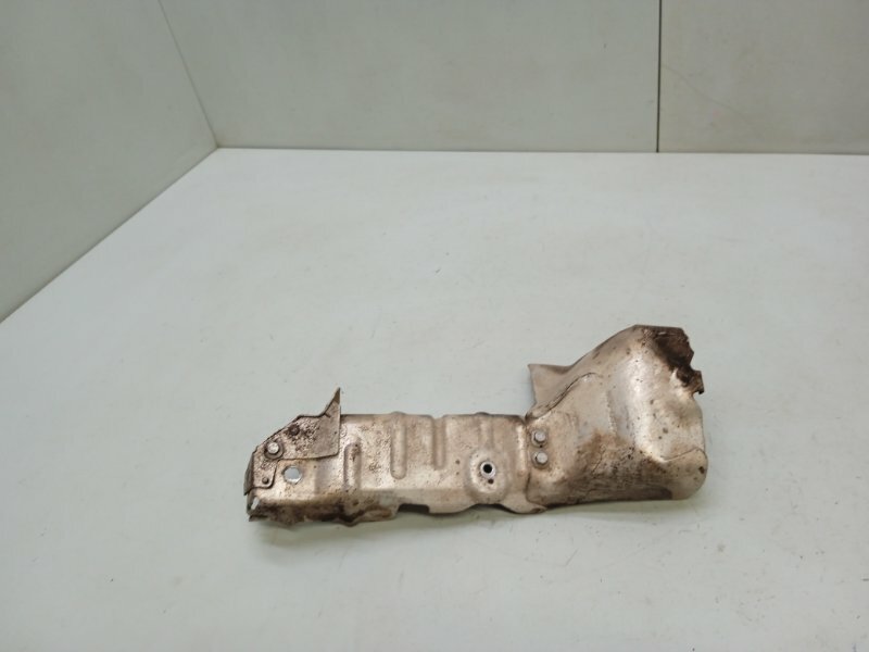 Б/У Ленд Ровер Дискавери 3, Land Rover Discovery 4 2009-2016, Land Rover Range Rover Sport 2005-2012 Экран тепловой Land Rove...