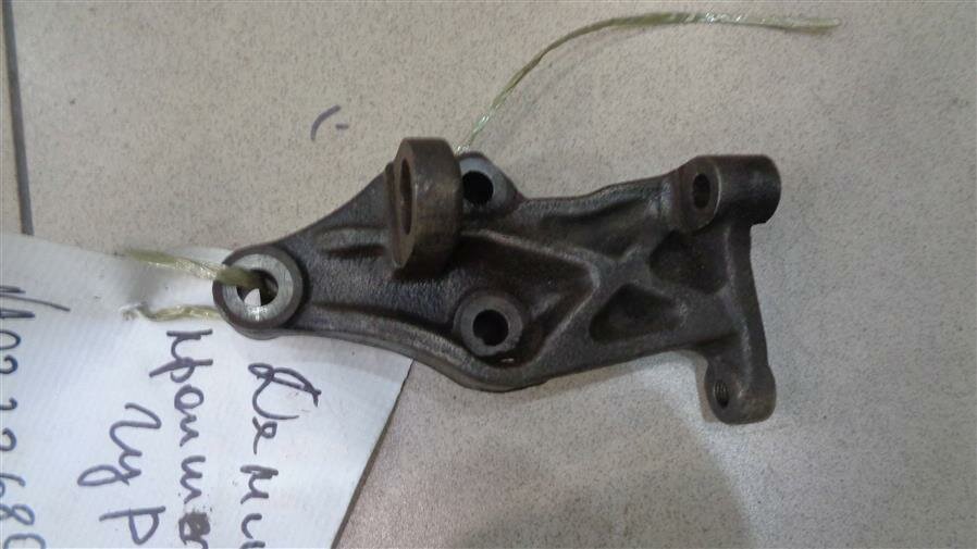 Кронштейн от Mazda Demio DW 1996-2002