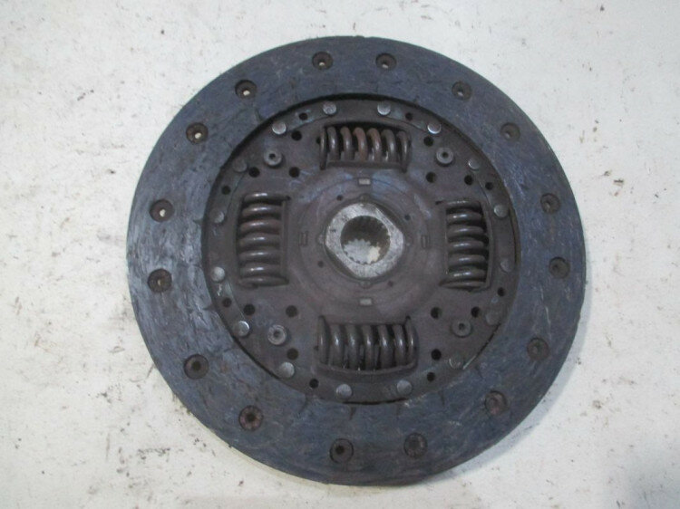 Диск сцепления Солярис Kia Rio 3 Сид Гетц 4110023138 дв 1,4-1,6л G4FA G4FC с 11г - KR3 - 215 мм