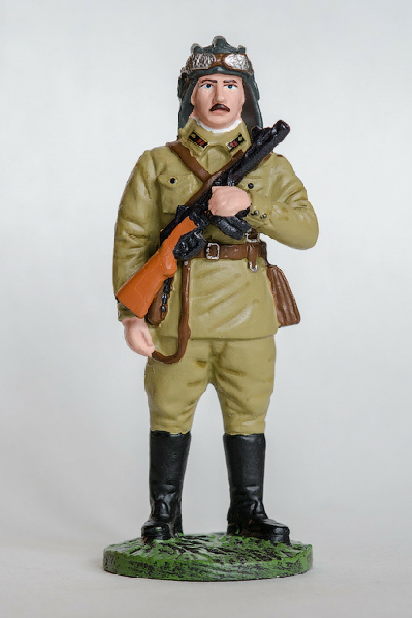 Оловянный солдатик Майор бронетанковых войск в полевой форме, 1941г.