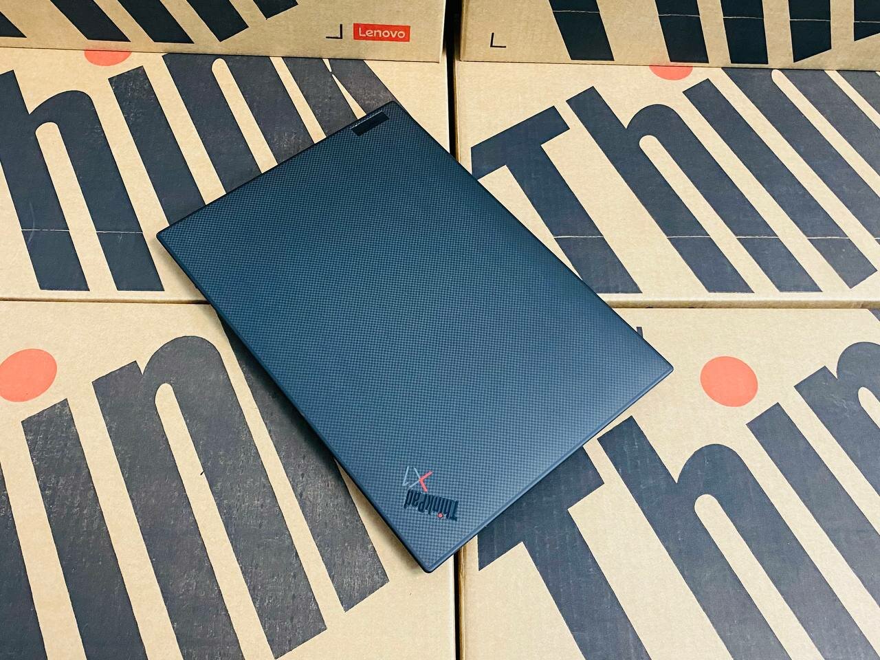 Lenovo ThinkPad X1 Carbon gen 9 14" UHD+ 4K (3840x2400p) , i5-1145G7, 16ГБ, 512ГБ SSD, Win 11 pro