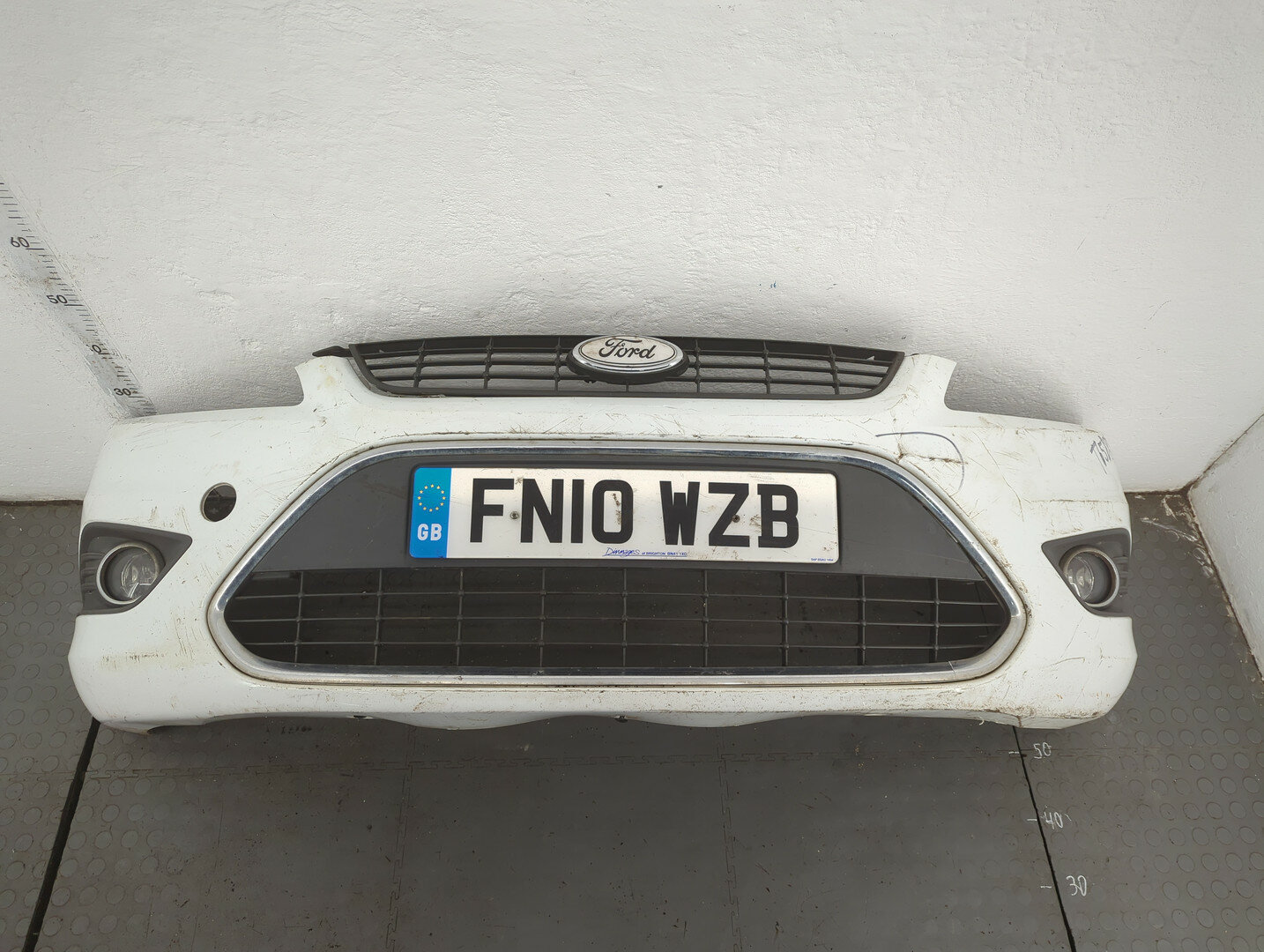 Бампер передний Ford Focus 2 Б/У
