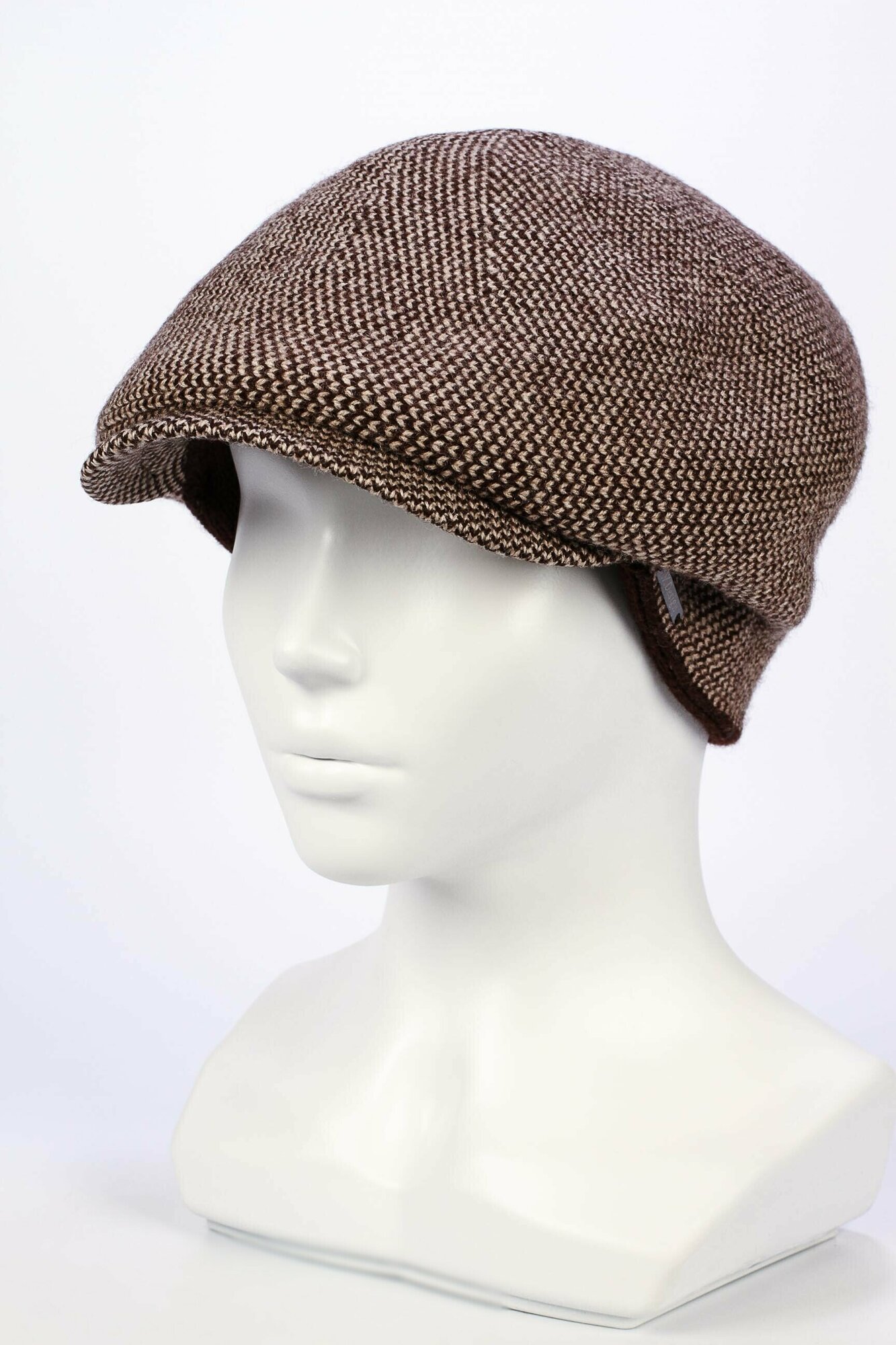 Кепка для женщин