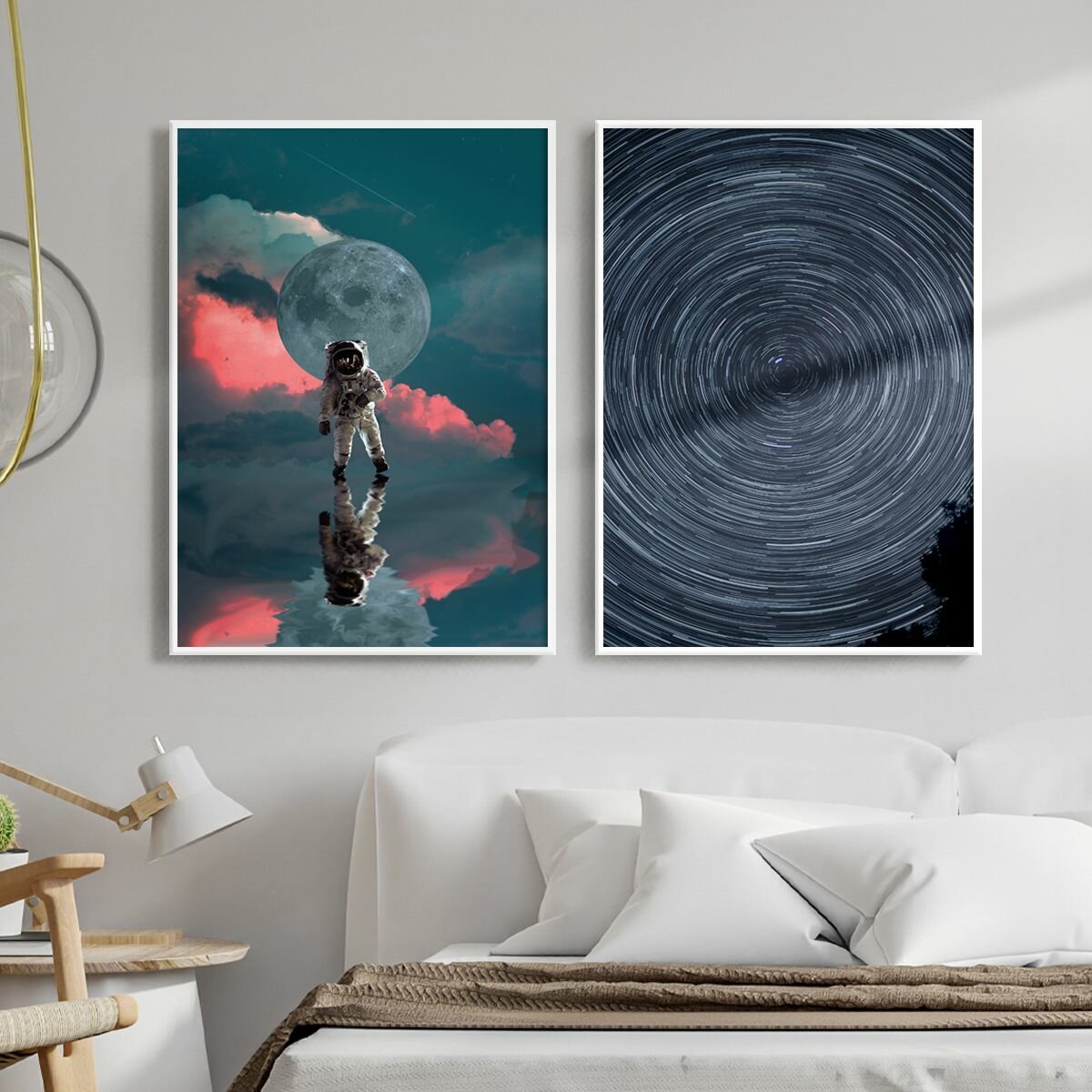 Постер 2 шт 30х40 без рамки "Астронавт в темном космосе" набор картин для интерьера