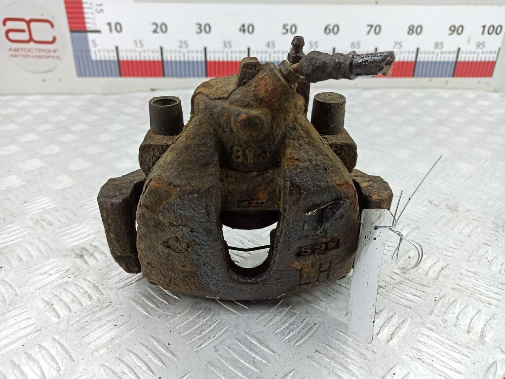 Суппорт передний левый Mazda 5 CR BPYK3371XA арт. 1705001