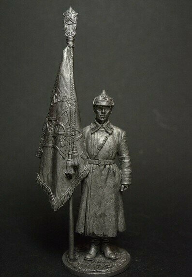 Фигурка коллекционная статуэтка Оловянный солдатик Старший сержант РККА со знаменем. 1941 г. СССР