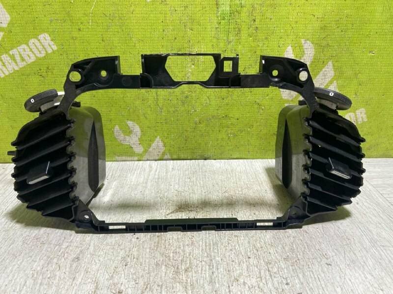 Дефлектор воздушный LADA VESTA 15-19