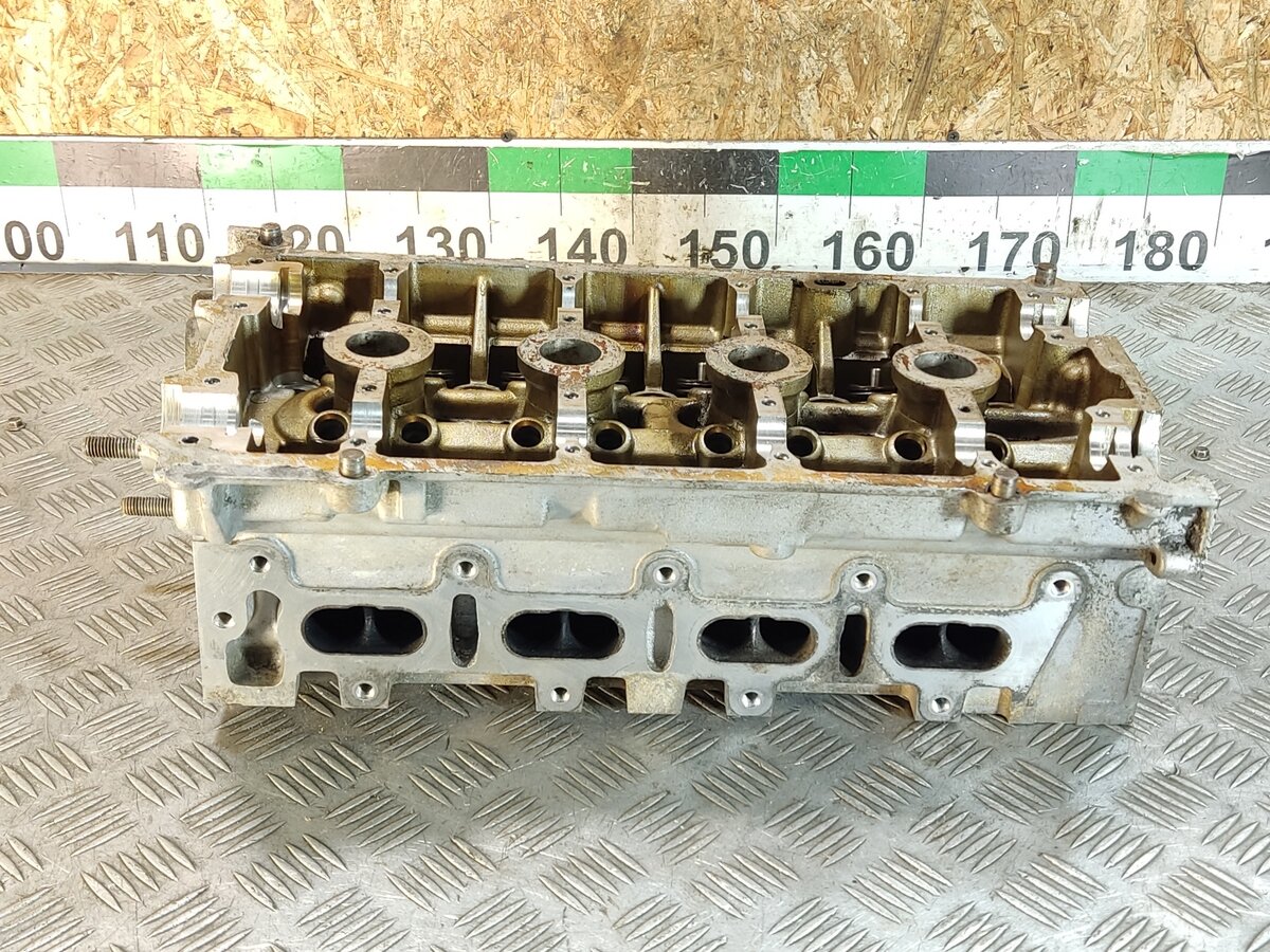 Головка блока двигателя RENAULT Megane 2003 2009 8200307580F