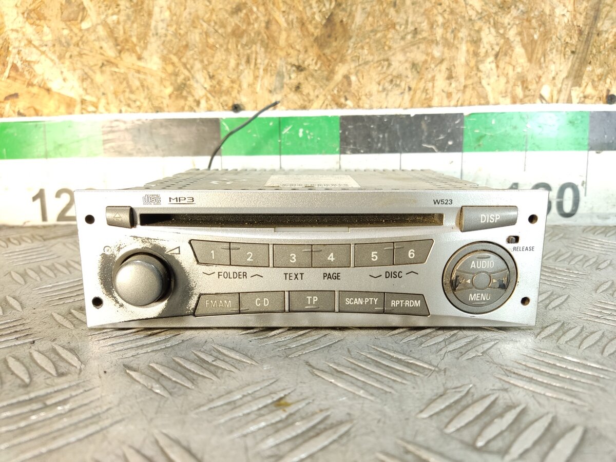 Магнитола MITSUBISHI L200 КВ 8701A254HA