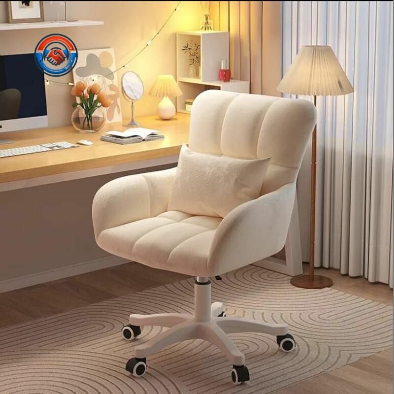 Белое офисное кресло на колёсах с латексной обивкой, регулируемая высота и дышащая ткань для домашнего кабинета и рабочего стола