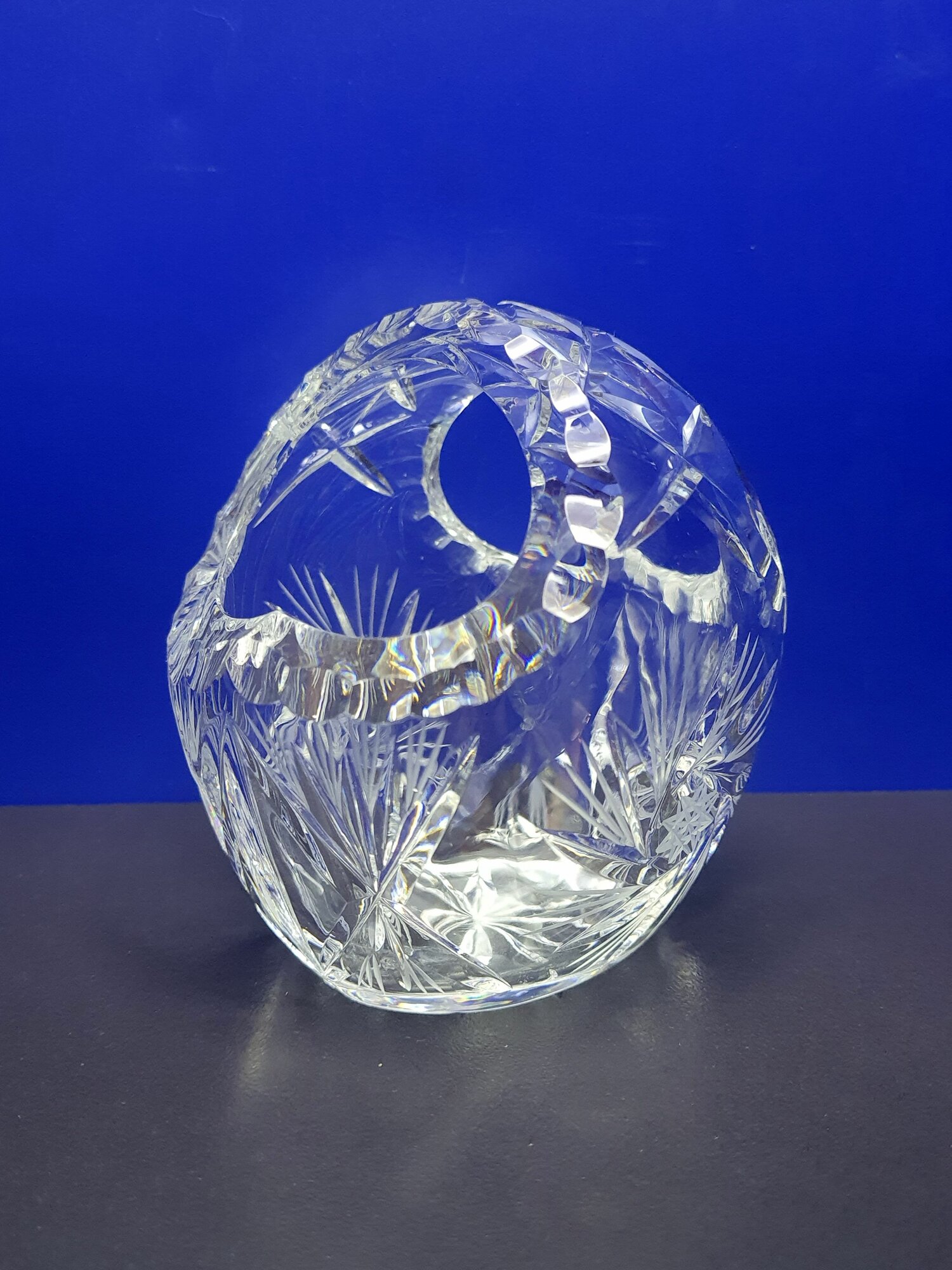 Хрустальная вазочка икорница Корзинка, резной узор, 11 см, винтаж СССР, 70е