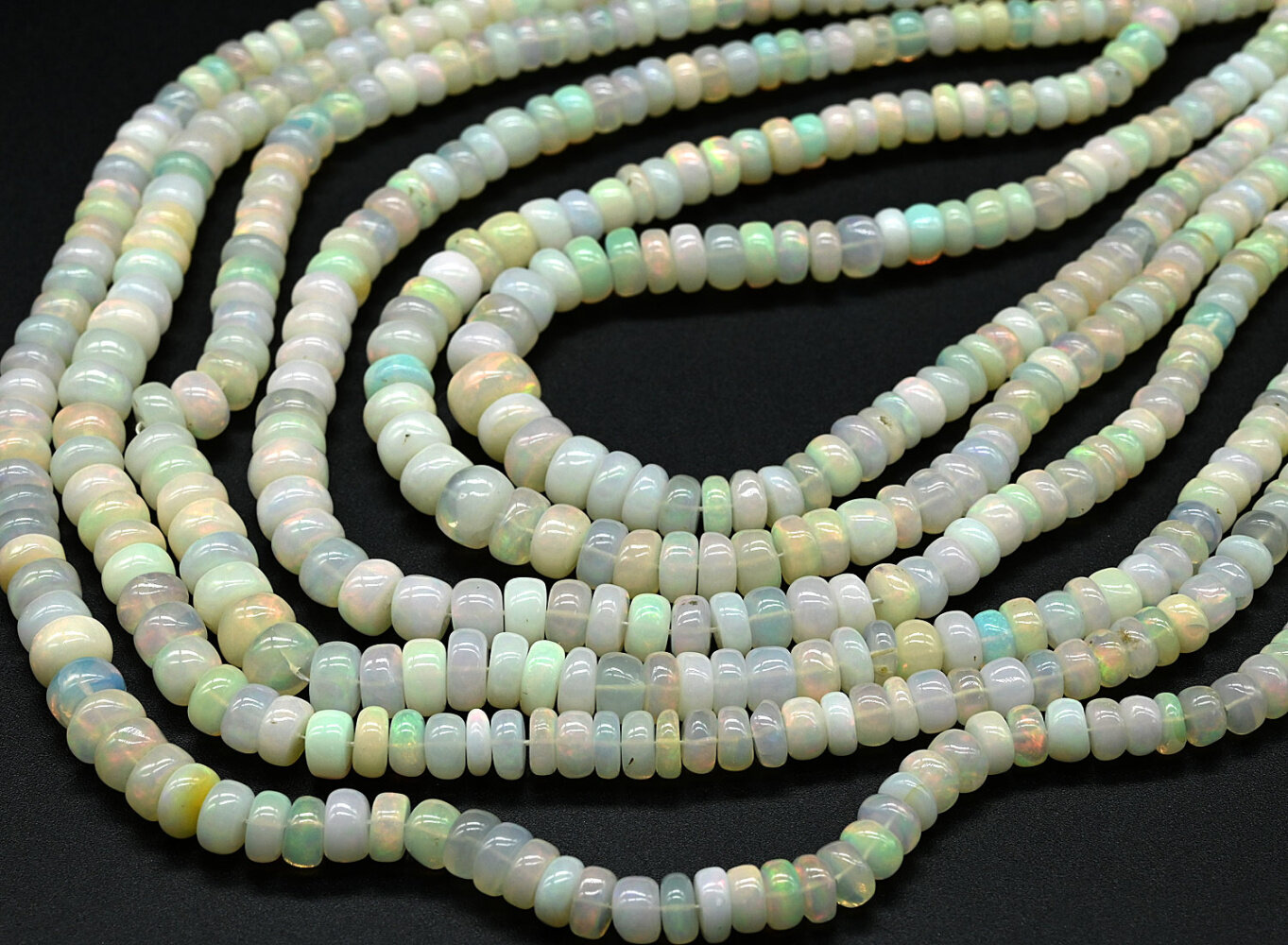 Бусины из Опала рондель на увеличение 44см, 170 бусин, 14,1г .