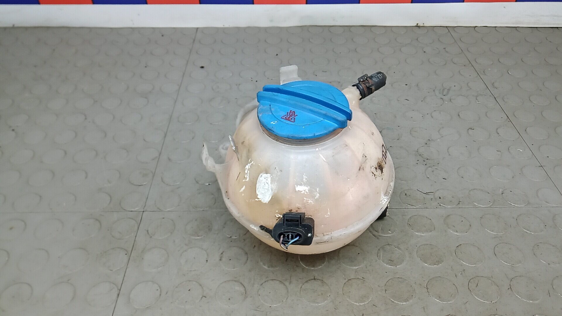 Бачок расширительный SKODA OCTAVIA A5, Номер 1K0121407A, 3B0121321