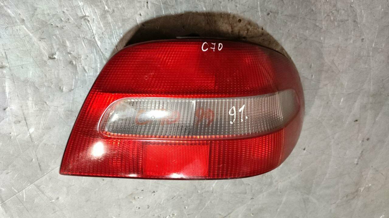Фонарь задний правый Volvo C70 1999