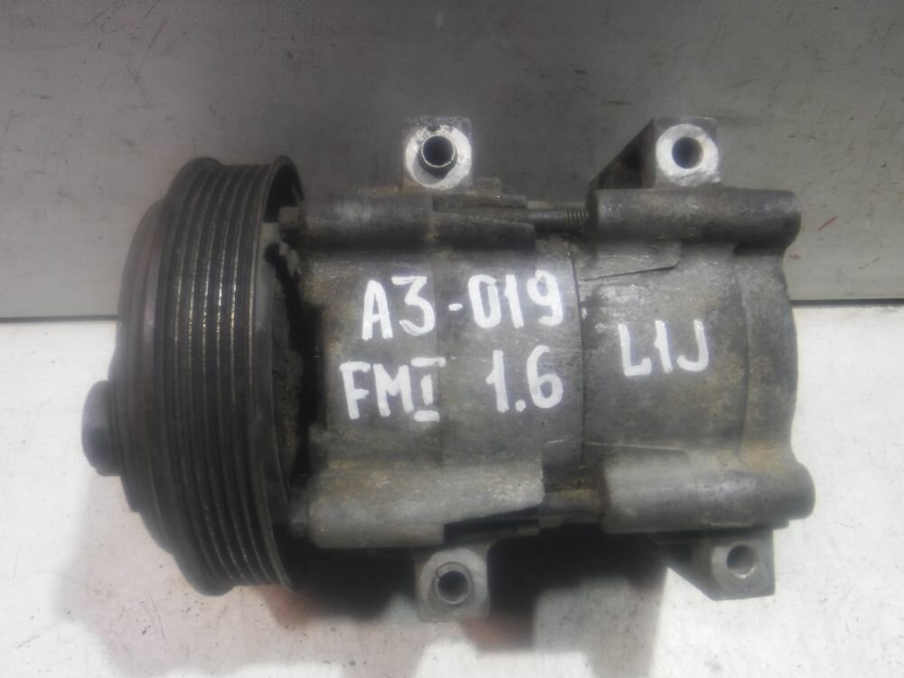 Компрессор кондиционера Ford Mondeo I 1406033