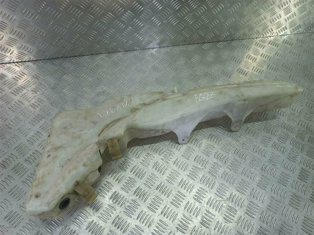 Бачок омывателя Б/У для NISSAN NAVARA D40 (2004—2010) 289105X21B