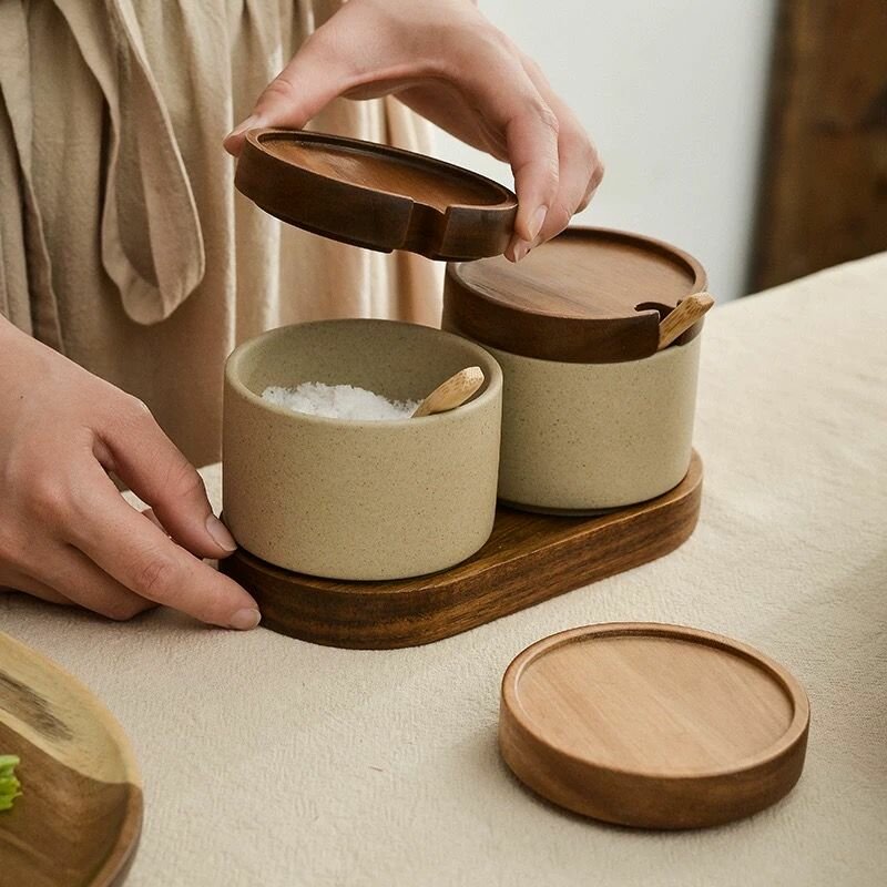 Банка для продуктов универсальная