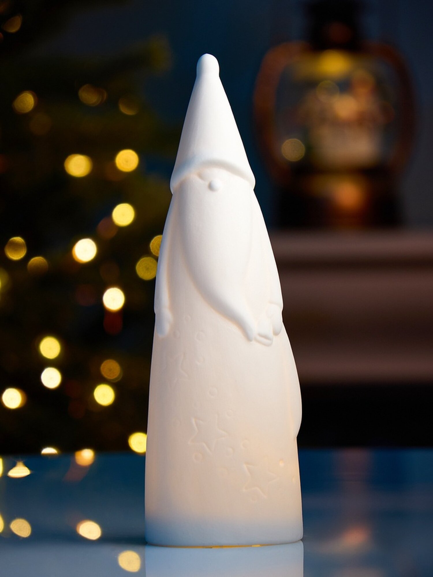 Светодиодная фигура «Дед Мороз в колпаке» 6×5.5×20.2 см, 1 LED, LR44×3(в компл.), свечение тёплое белое