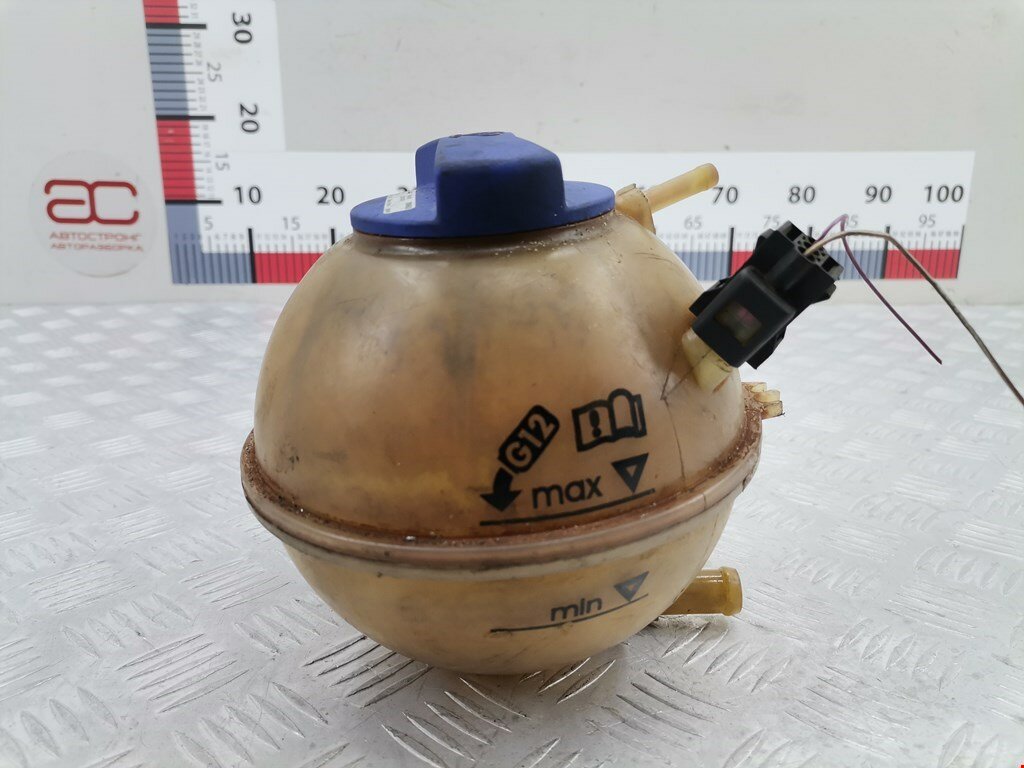 Бачок расширительный Volkswagen Bora(Jetta) 1J0121403B арт. 1702216