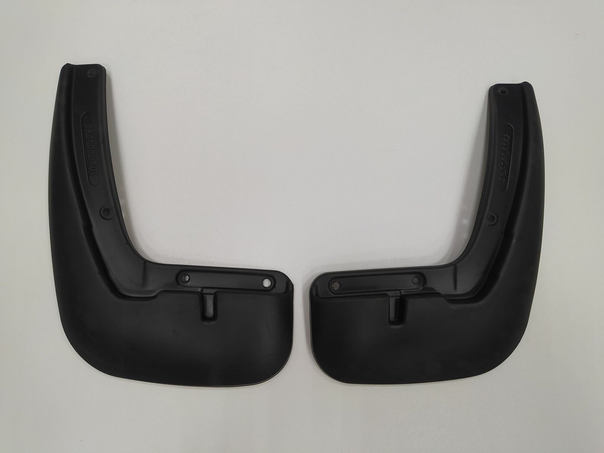 Брызговики передние Dongfeng S30 [1.6 16V 5MT седан] ORIG9601F10