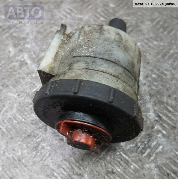 Бачок гидроусилителя Volkswagen Transporter T4