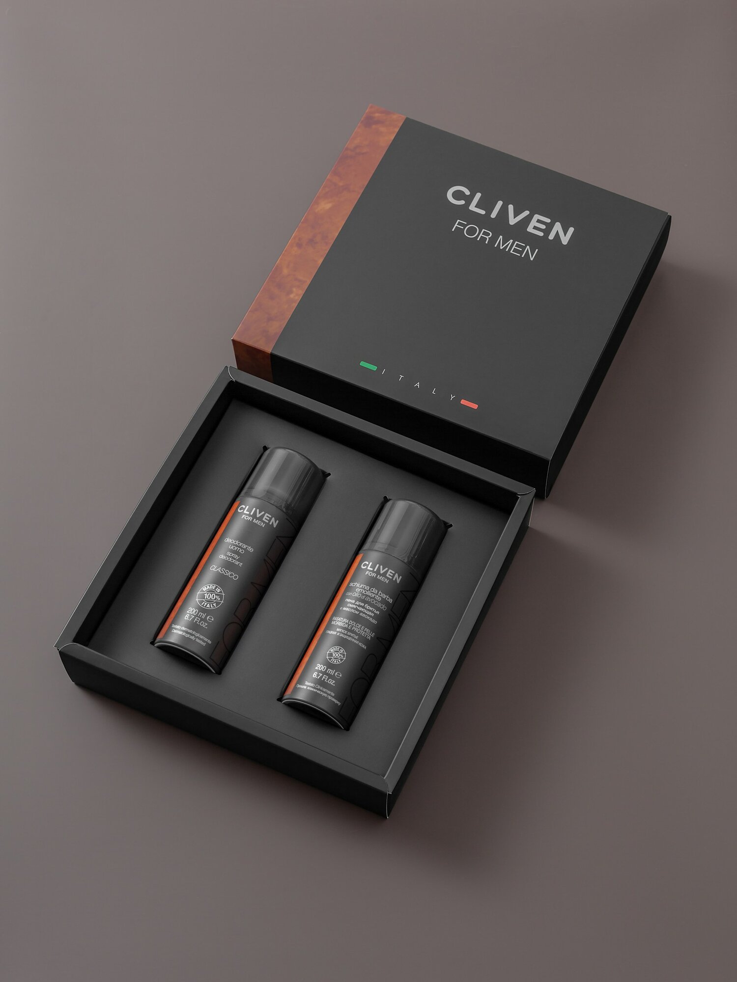 Подарочный набор для мужчин: пена для бритья и дезодорант-спрей