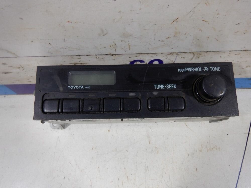 Магнитола Toyota Sprinter 8612027010