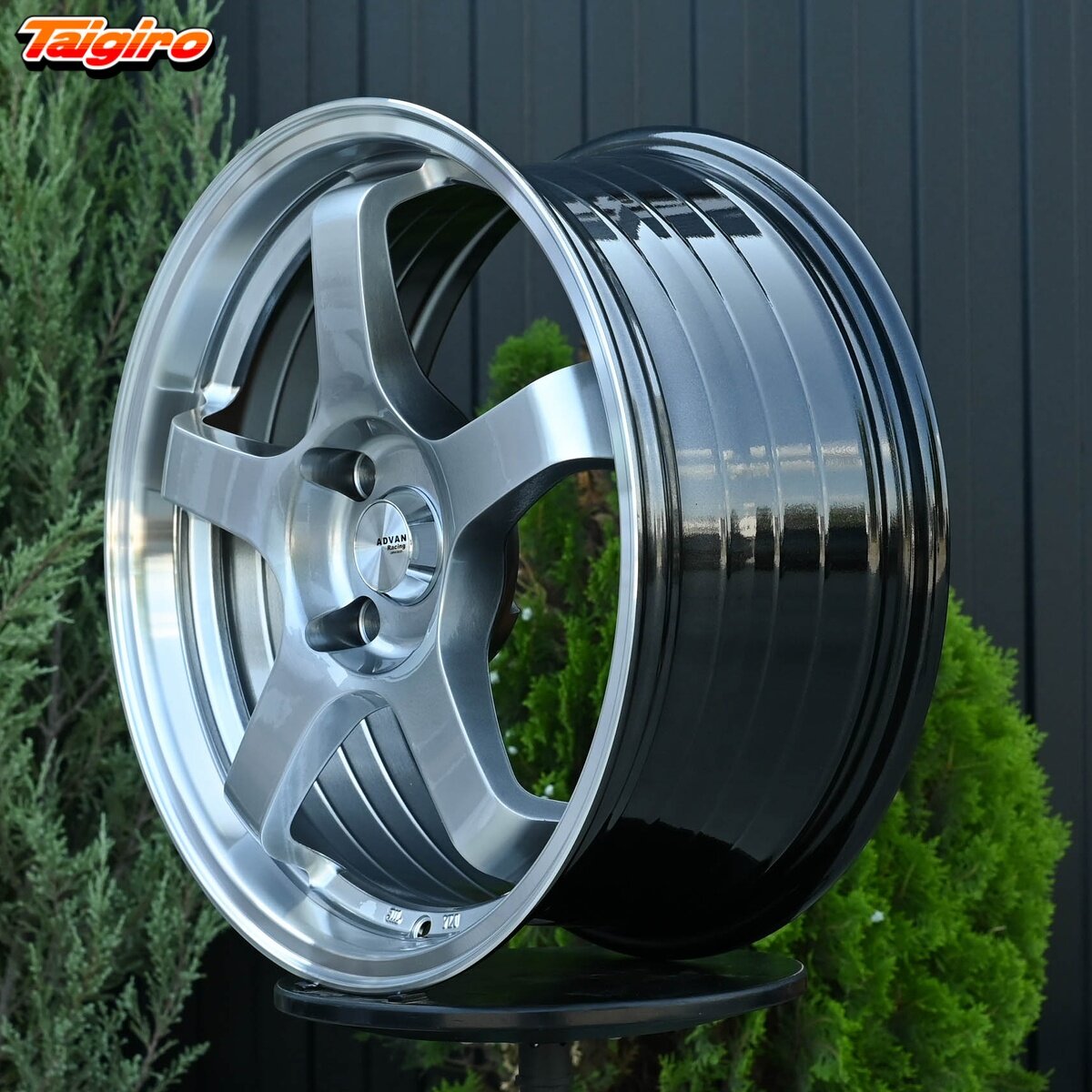 Комплект литых дисков R17 Advan GT 7.5J ET38 4*114.3 Темный хром (F152)