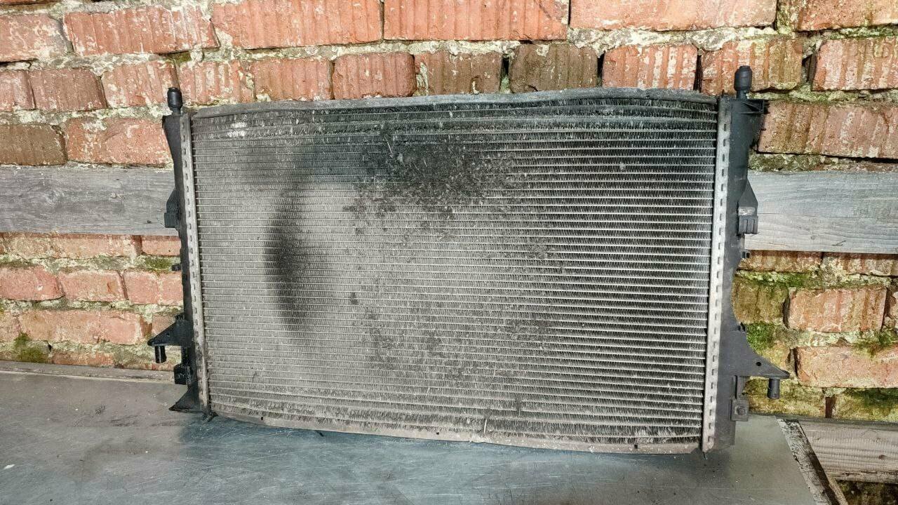 Радиатор основной Renault Espace 8200008765