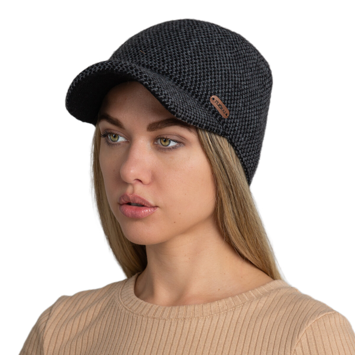 Кепка для женщин