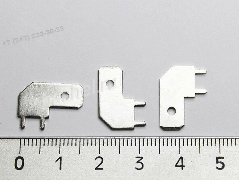 Штекер плоский 6,3 мм на плату угловой (TA-MR1)