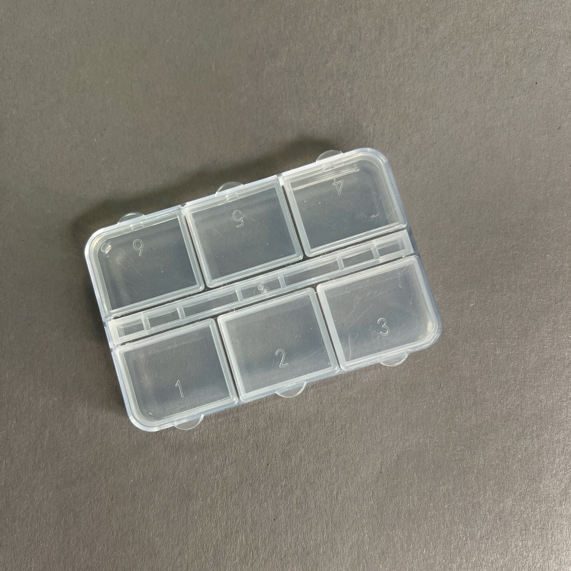 Zoo Nail Art 1864 Бокс для страз и дизайна 6 ячеек