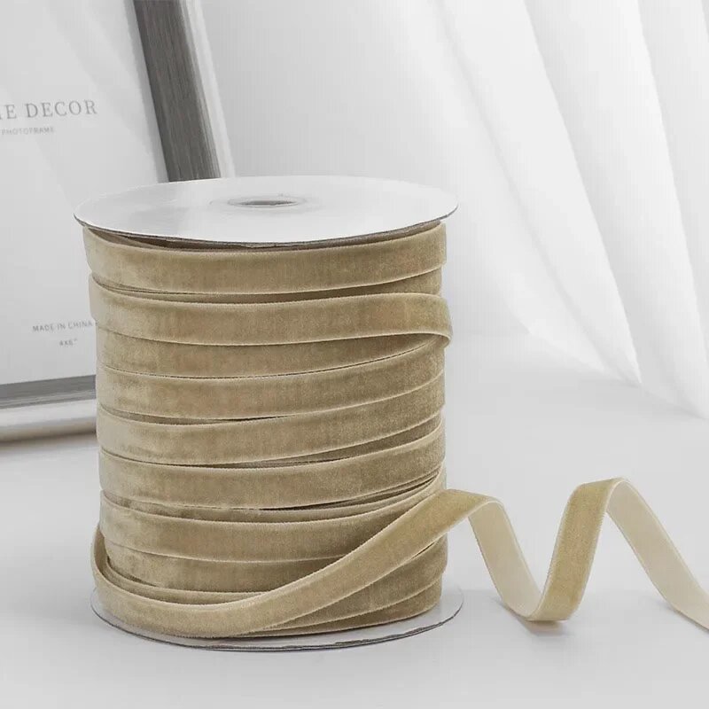 Бархатная лента 3/8", 50 ярдов Бежевый, Champagne gold