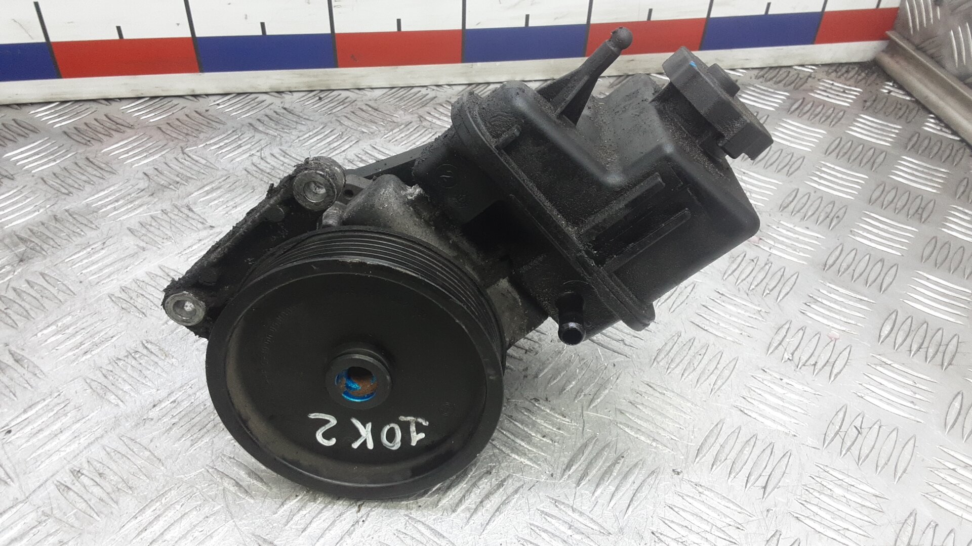 Насос ГУ дизельный MERCEDES BENZ E-CLASS W212