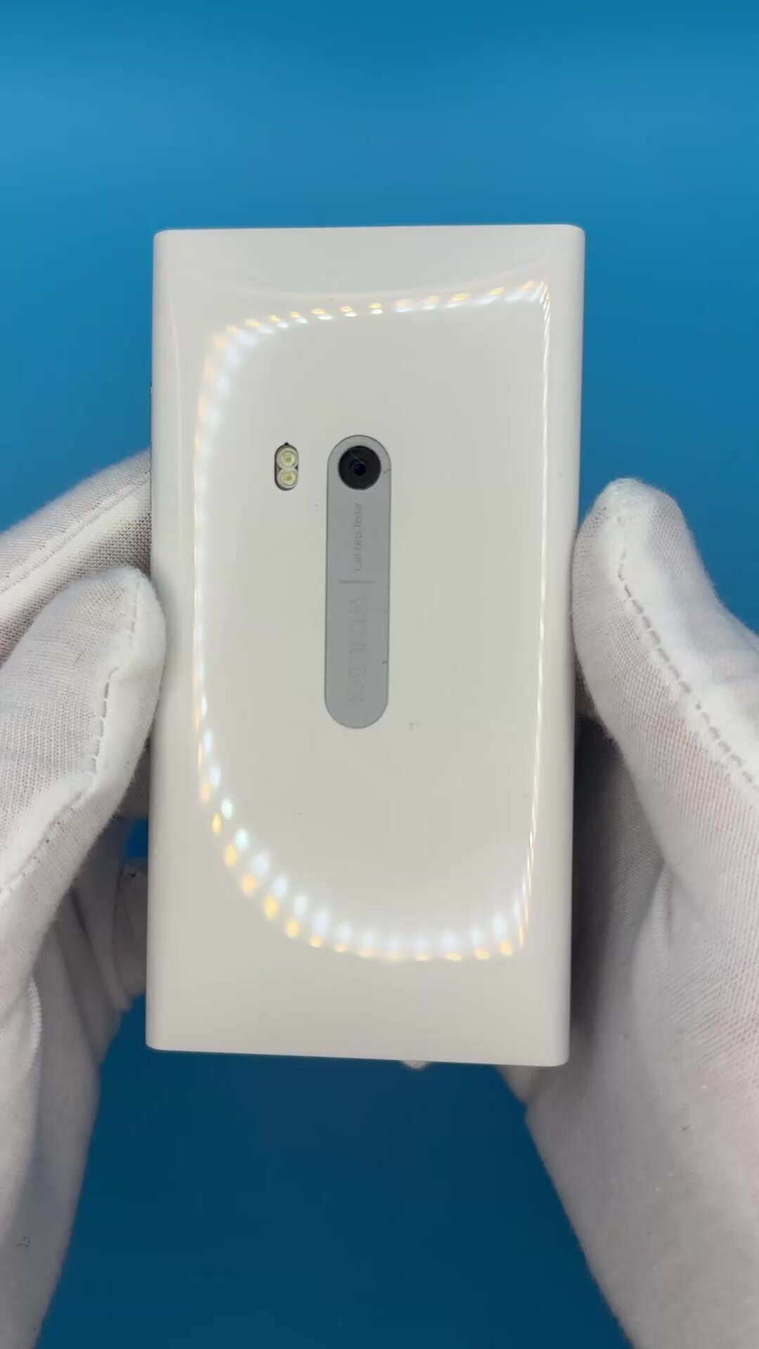Смартфон Nokia N9 — фото 1