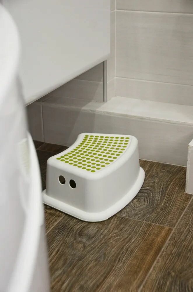 Табурет детский фёрсиктиг (FORSIKTIG BEST OF IKEA), подставка под раковину, ступенька для ног зелёный