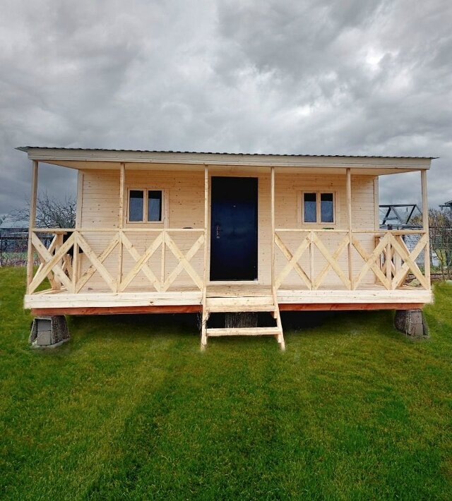 Бытовка-домик, дерево, 6x 2,3 м, с верандой, бежевая, утепление