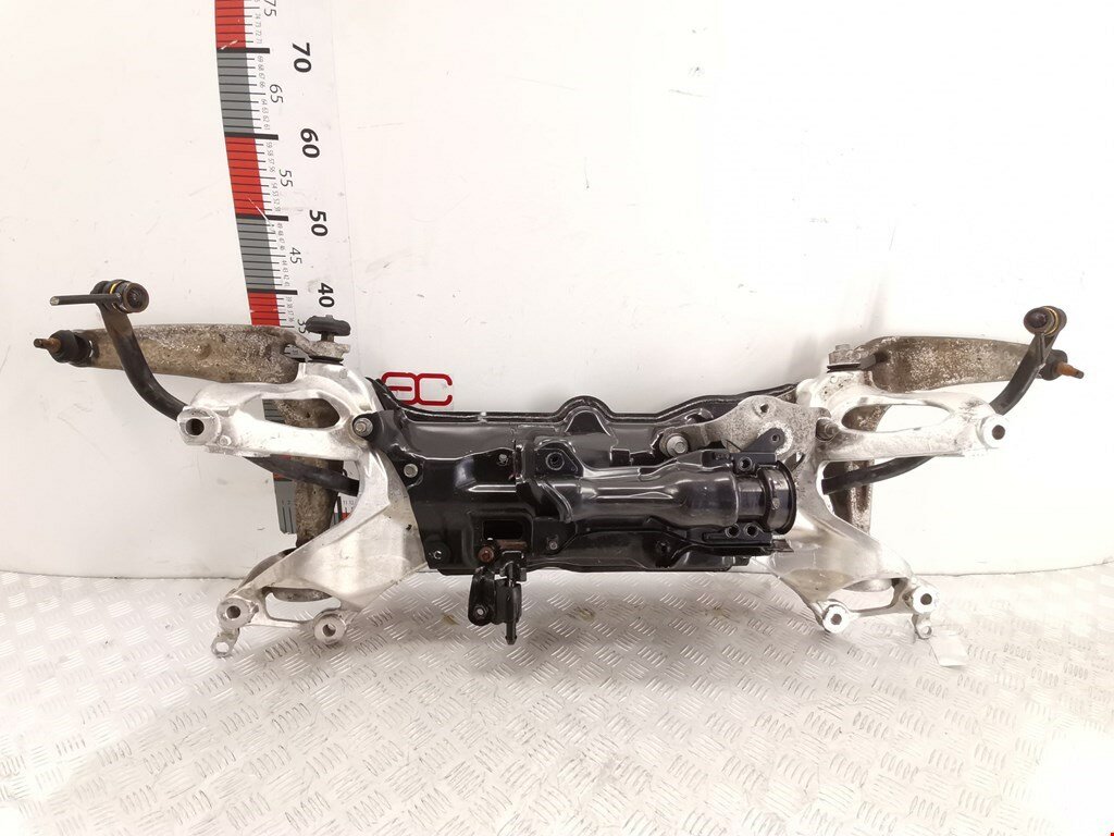 Балка подмоторная (подрамник) Honda Civic 8 50200SMJG05 арт. 1540747