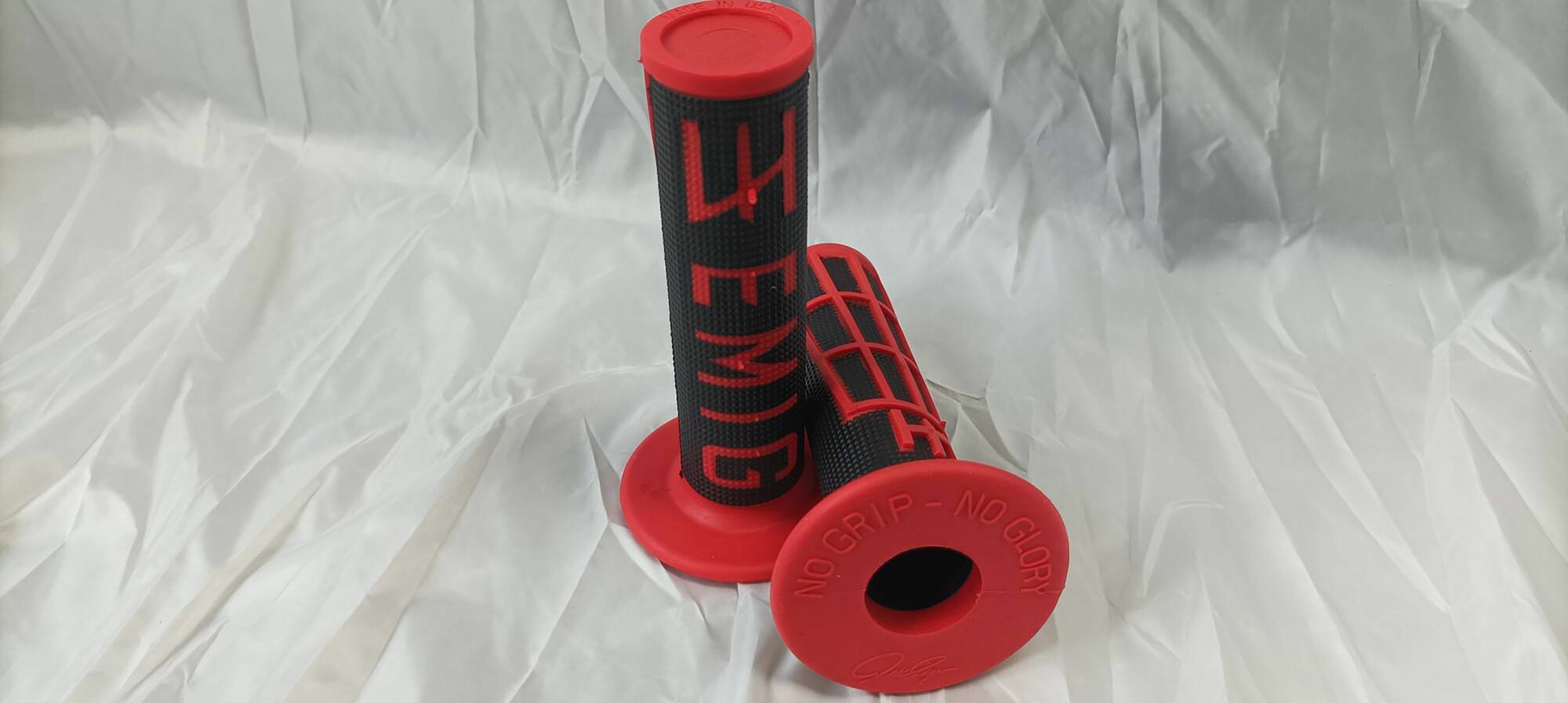Грипсы для руля мотоциклов питбайков красный