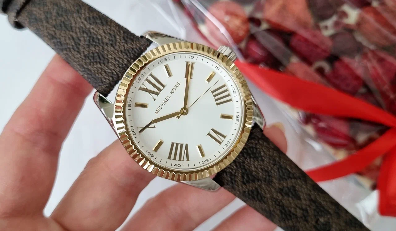 Наручные часы