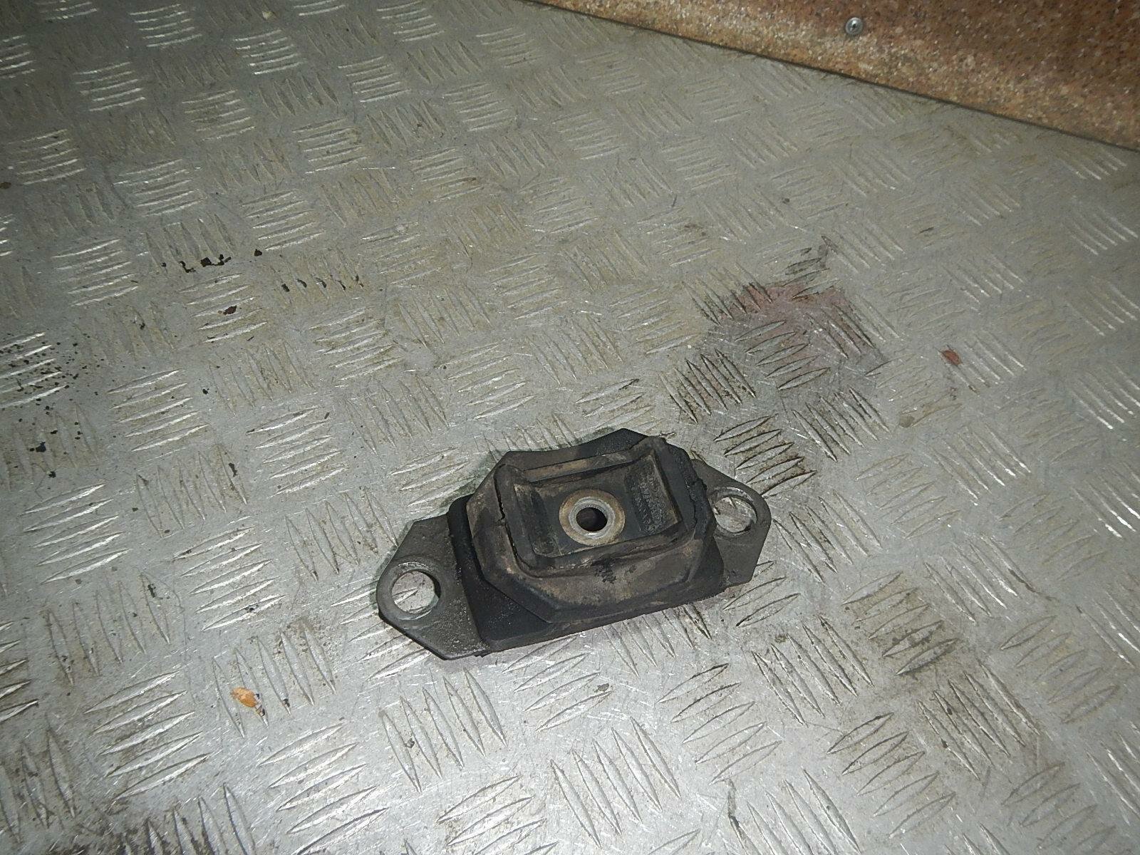 Б/У Опора двигателя левая, Renault (Рено)-MEGANE II (02-09) RENAULT MEGANE II (02-09) Без повреждений. 406549 RENAULT ар...