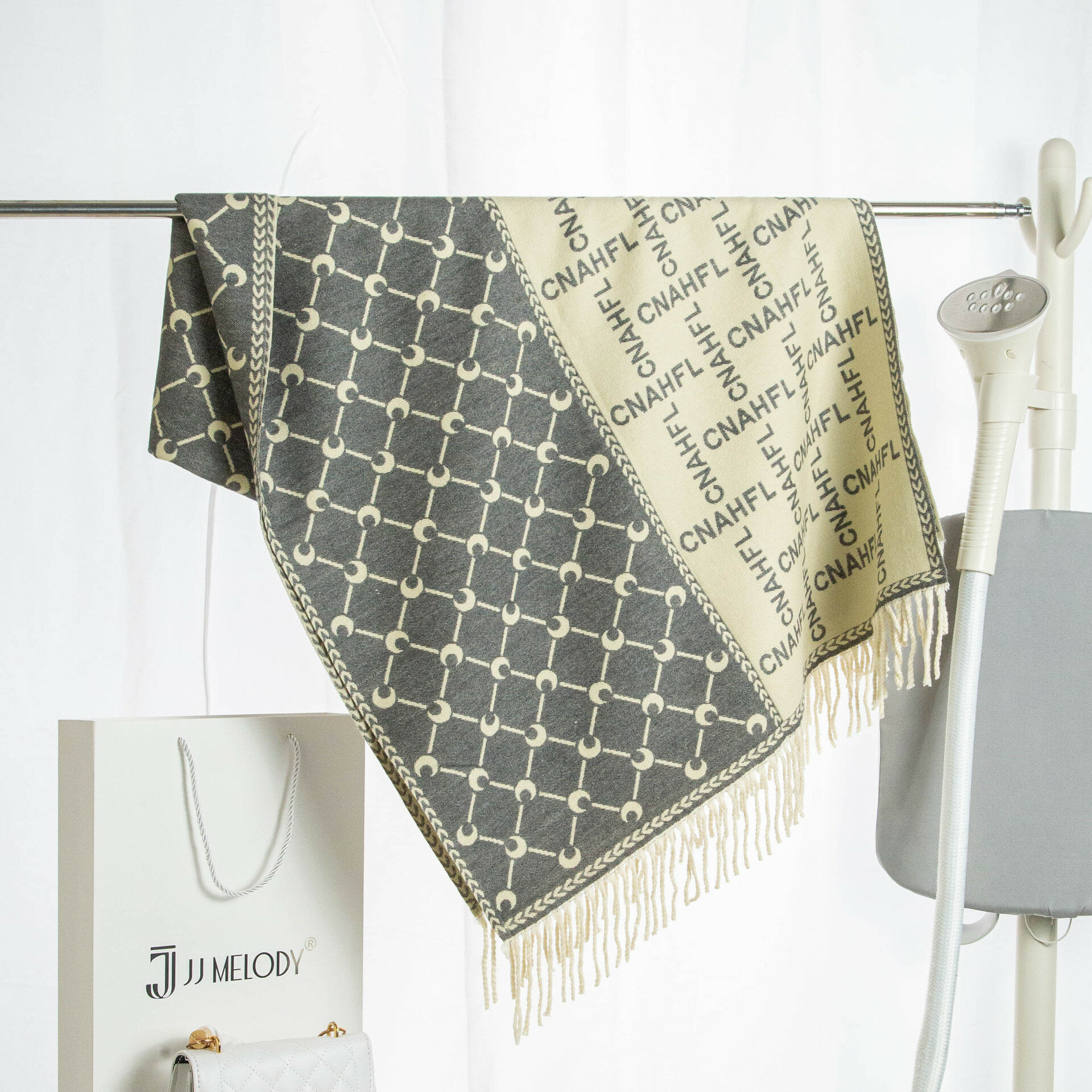 Шаль для женщин