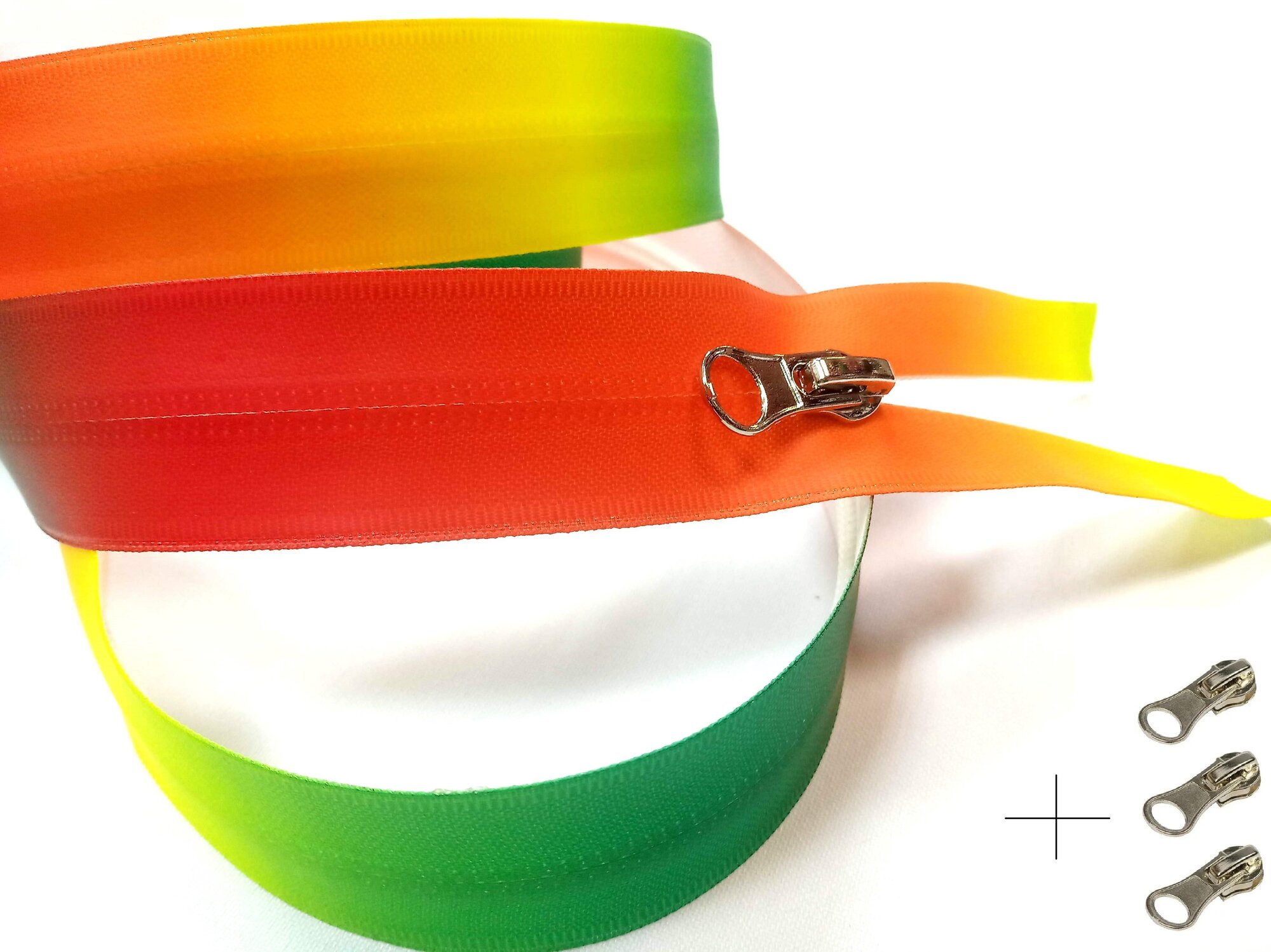 Молния водонепроницаемая рулонная №7 меланж, радуга, 2 метра + 4 бегунка