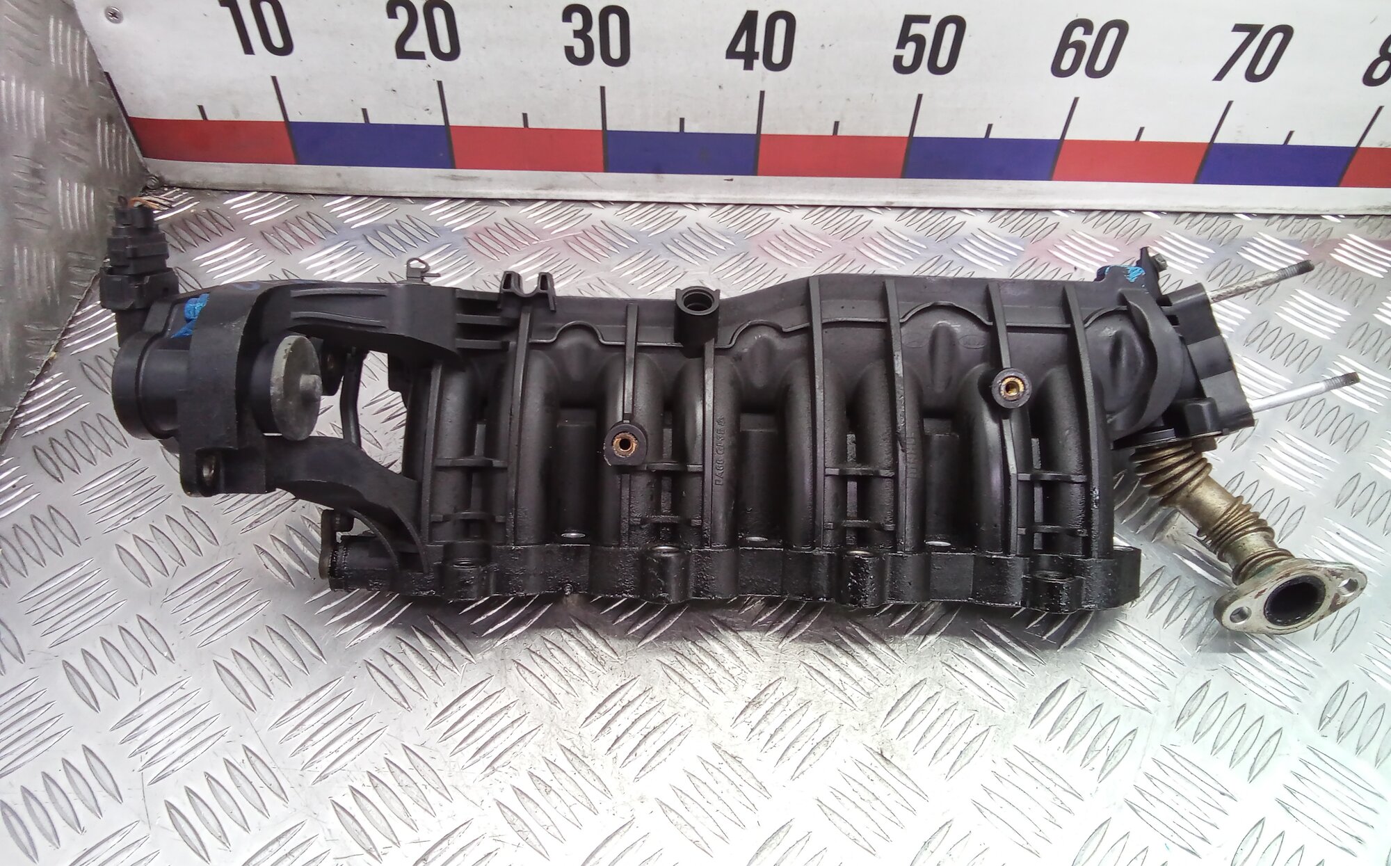 Впускной коллектор дизельный HYUNDAI I40