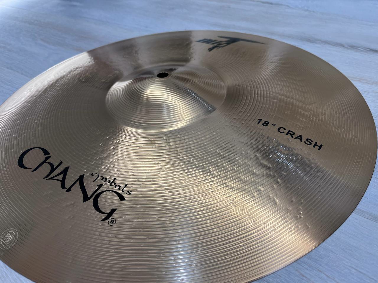 Тарелка Chang DUST Crash 18 B8