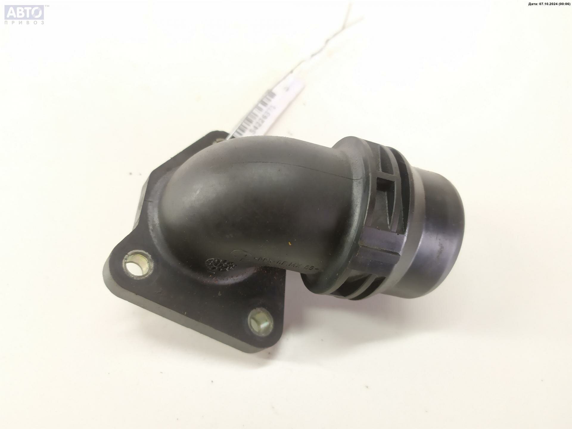 Фланец (тройник) системы охлаждения BMW 3 E36 (1991-2000)