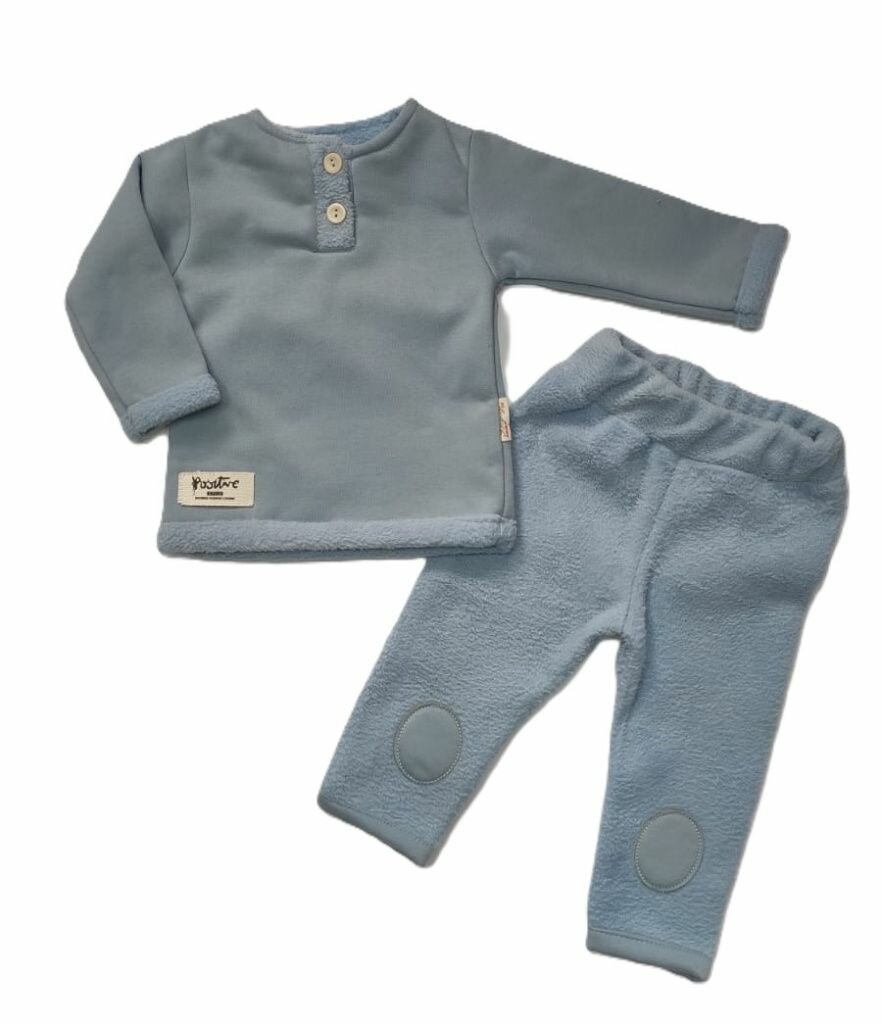 Комплект одежды