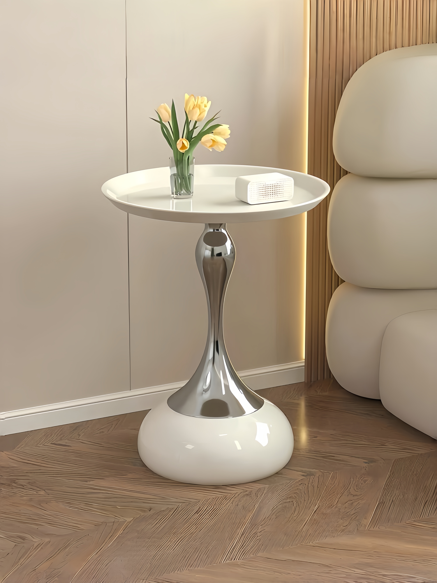 Диванный столик из кованого железа; маленький круглый столик; белая, серебряная рама 40*40*55cm